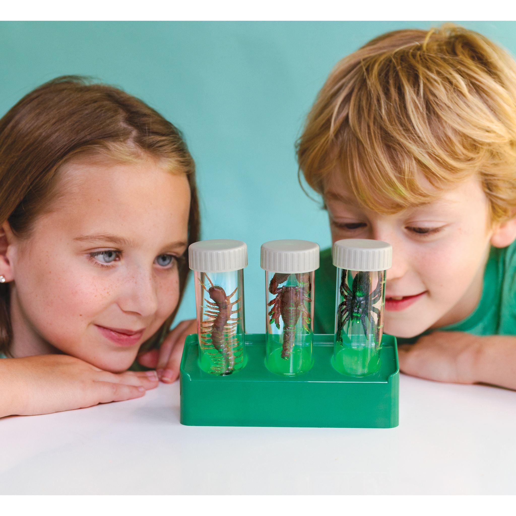 4M KIDZLABS GLOW CRITTER LAB – Toyworld Australia