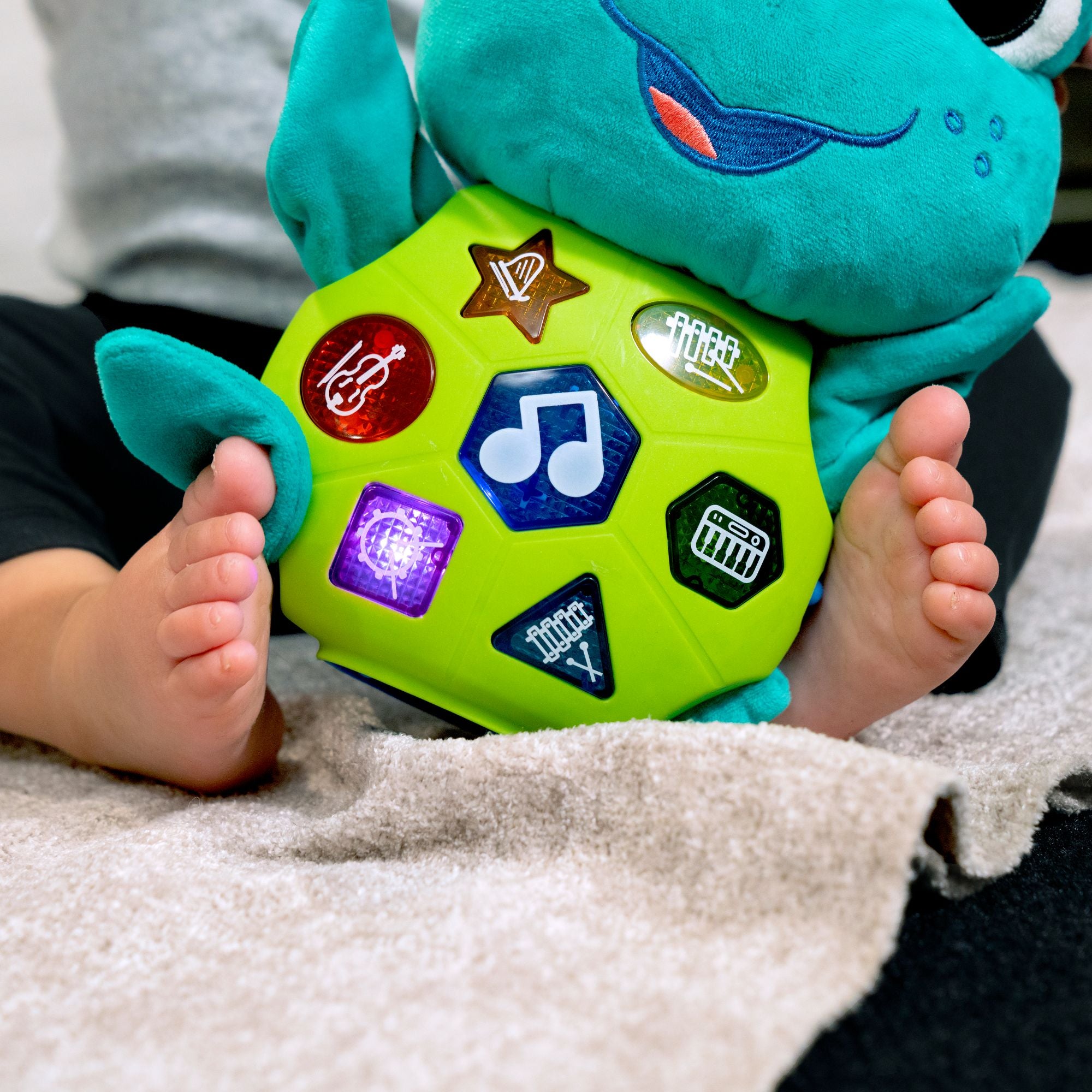 BABY EINSTEIN NEPTUNES CUDDLY COMPOSER – Toyworld Australia