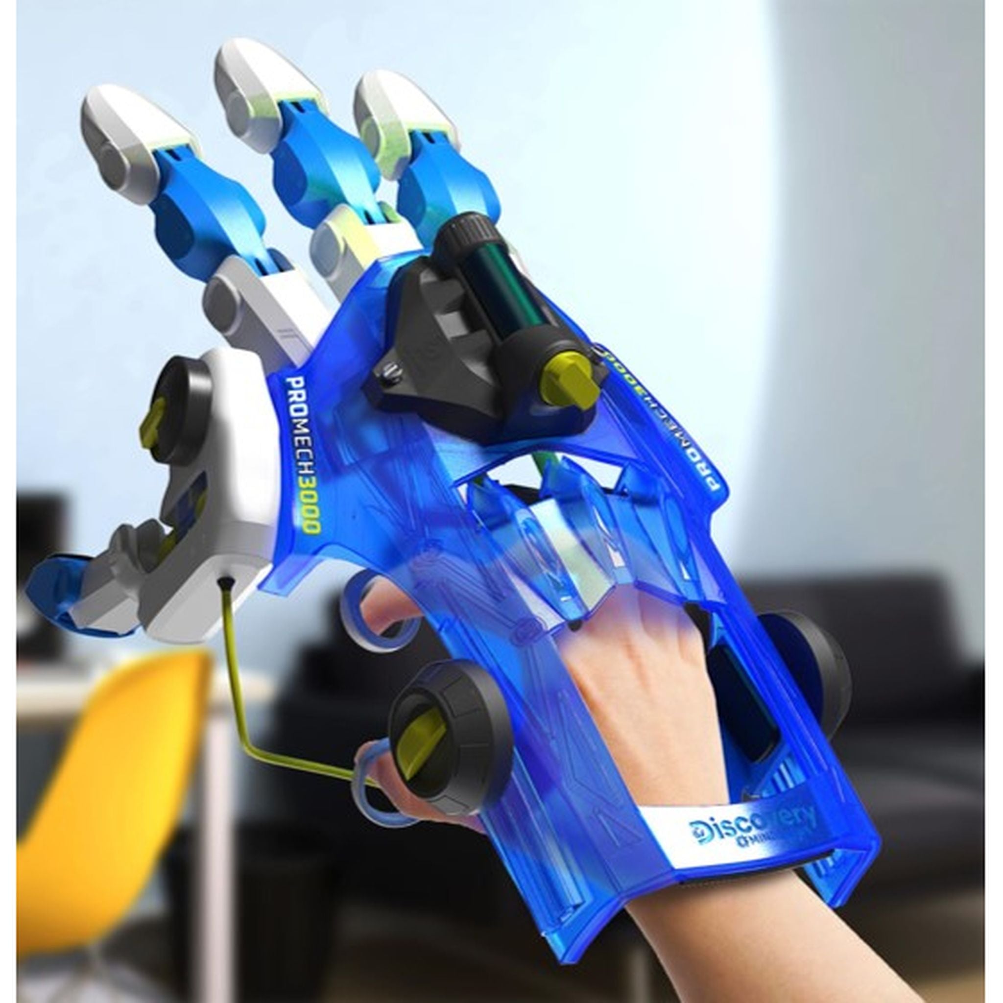 Discovery Mindblown Bionic Hand 87-Piece DIY Hydraulic Build Kit ...