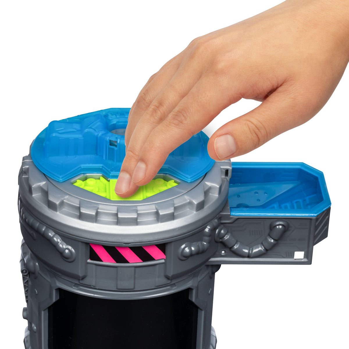 MrBeast Lab Mutators Mutation Chamber - Stealth Panther – Toyworld ...